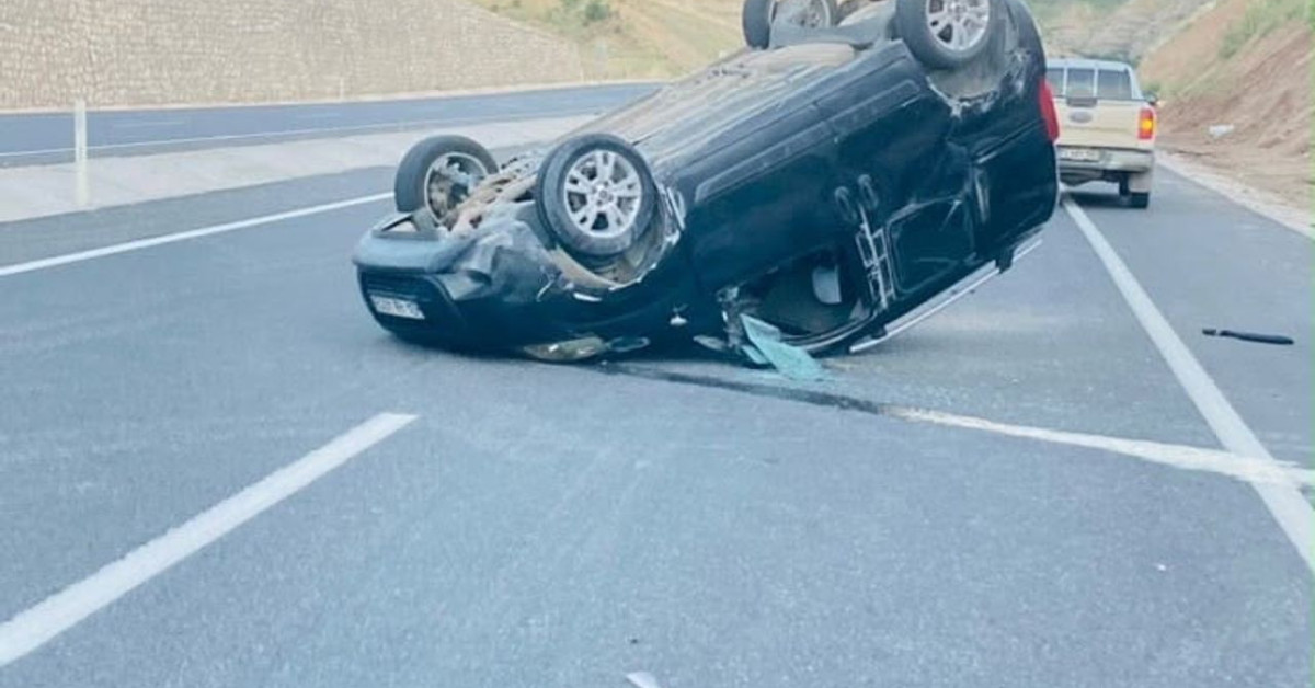 Adıyaman'da otomobil takla attı: 2 yaralı - Haber365