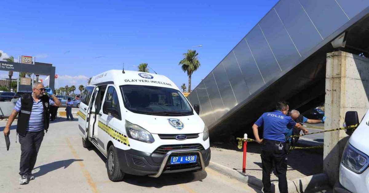 Antalya'da Otokoç Servisine Saldırı: 2 Tutuklama, 1 Ev Hapsi - Haber365