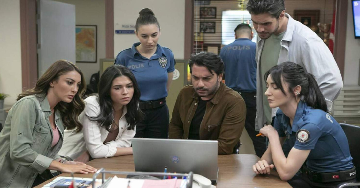 Arka Sokaklar bitti mi, neden yok? Arka Sokaklar yeni bölüm ne zaman? 27 Ocak 2023 Kanal D yayın ...