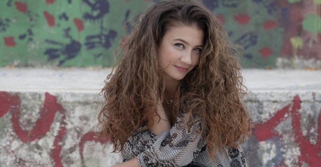 EDHO Ömür Façalı Kimdir? Ceren Benderlioğlu Kimdir? Kaç Yaşında? - Haber365