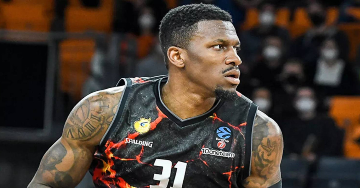 Galatasaray basketbol takımının yeni transferi Dylan Ennis kimdir ...