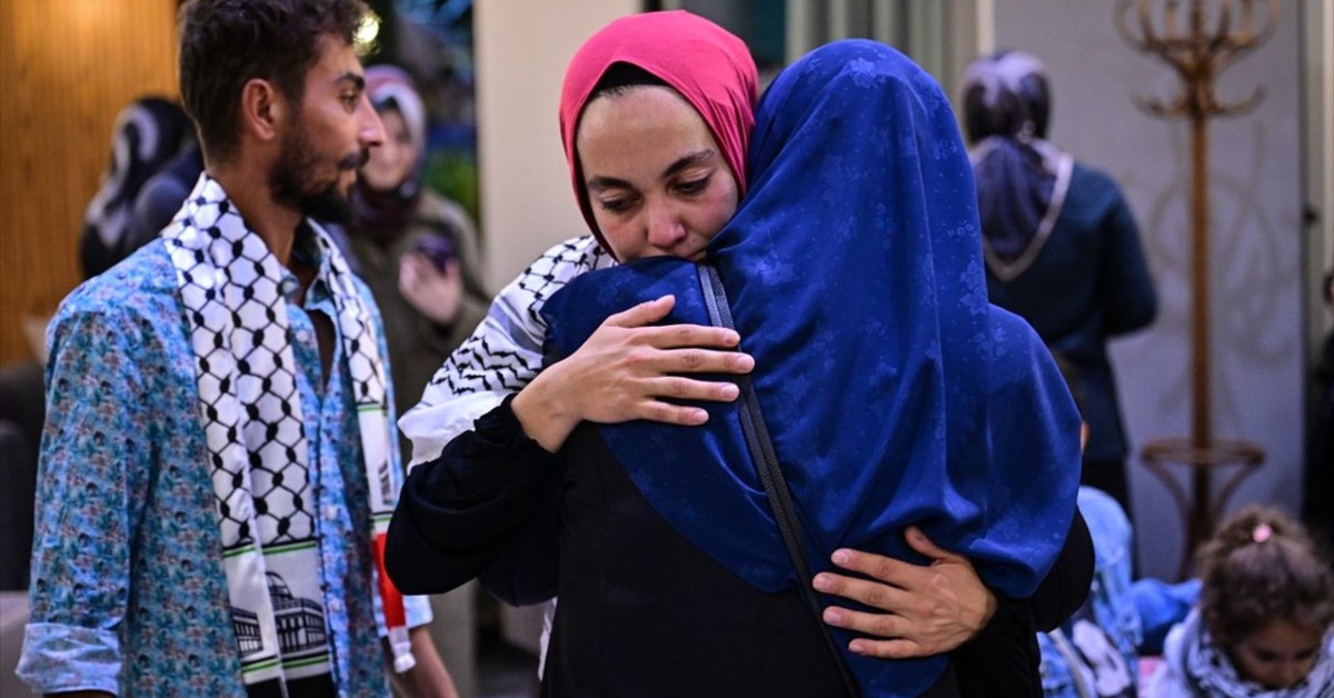 Sümeyye Sena Polat'ın Annelerine Kavuşması ve Gazze Mesajları - Haber365