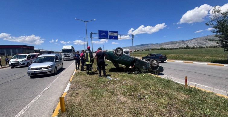 Erzincan'da takla atan otomobilde 2 kişi yaralandı - Haber365